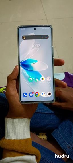 Find Cars, Bikes, Houses on Hudru - Marketplace & Services